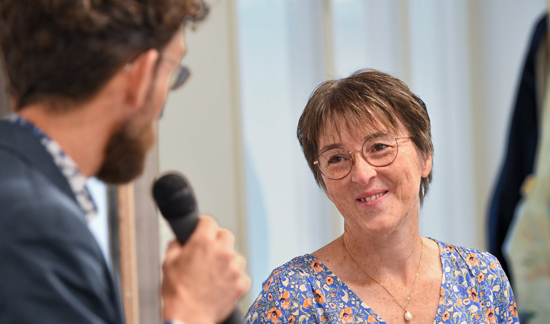 Erna Luiten neemt emotioneel afscheid als directeur van basisschool De ... Erna Luiten neemt emotioneel afscheid als directeur van basisschool De ...