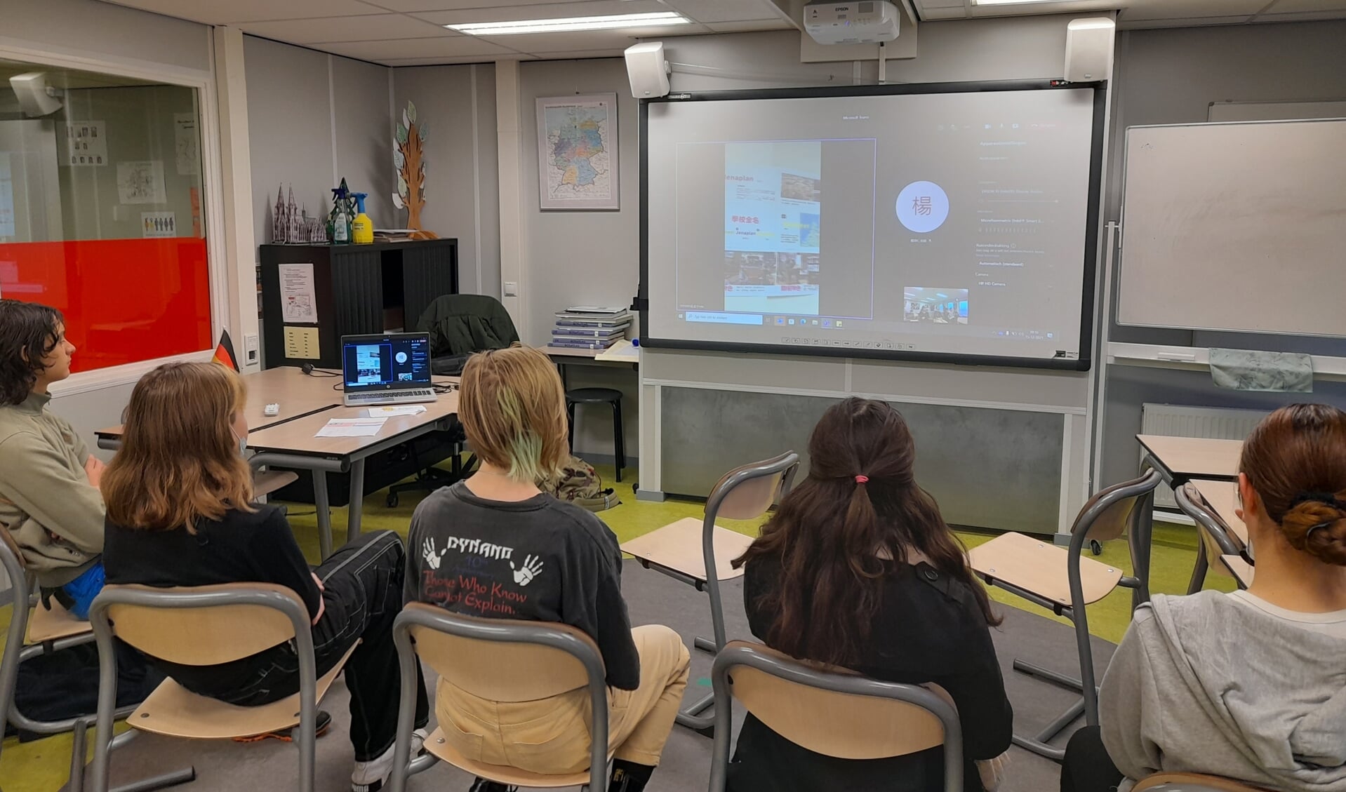 Leerlingen Metameer In Gesprek Met Leeftijdsgenoten Taiwanese School